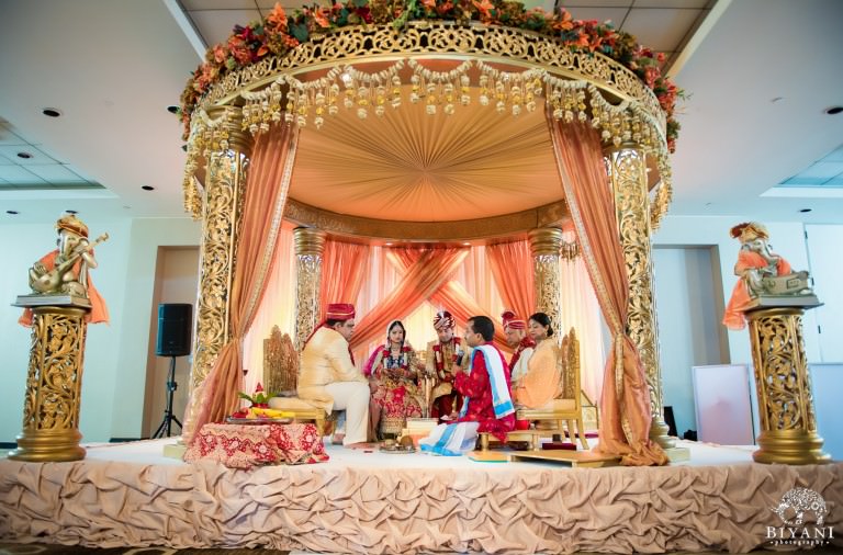 Epic Punjabi Wedding Photos – Hotel Derek, Houston, TX | Indian Wedding Photo & Cinema